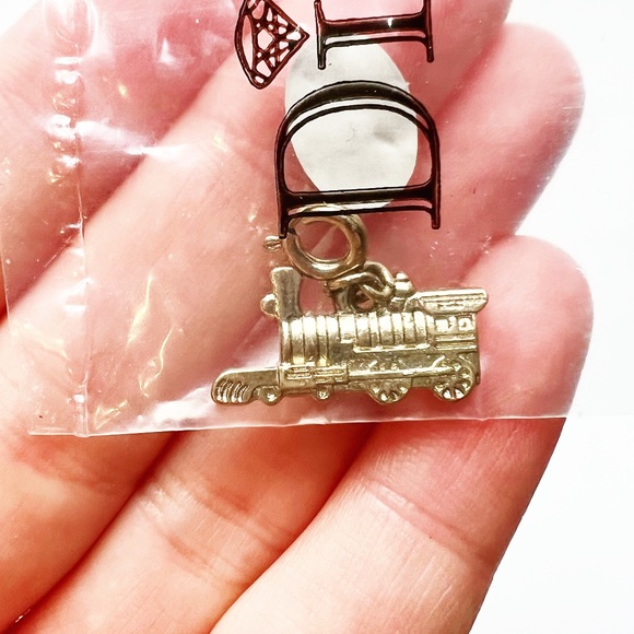 Diamonds International | Jewelry | Gold Locomotive Train Jewelry Charm ...